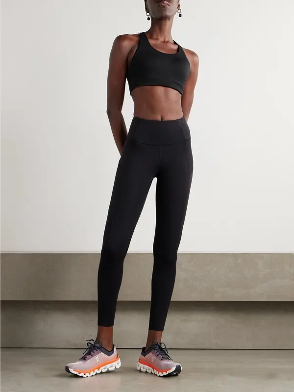 Lululemon Train Stretch Sports Bra