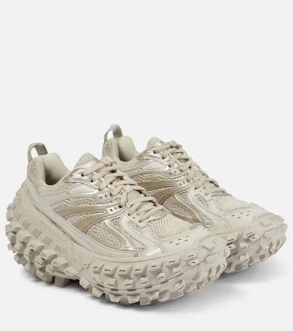 Balenciaga Bouncer Mesh Trainers - Beige