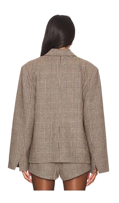 OSIS STUDIO Mili Blazer In . Also