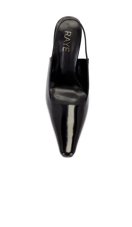 Raye Elisa Pump
