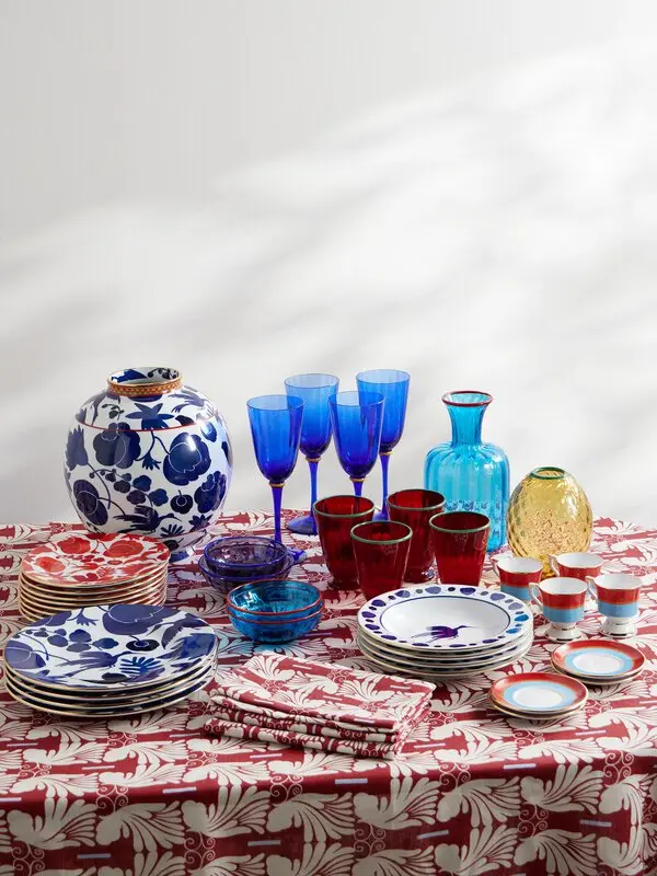 La DoubleJ Porcelain, Glass And Linen Dinner Set