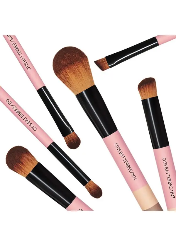 OTIS BATTERBEE Total Face Brush
