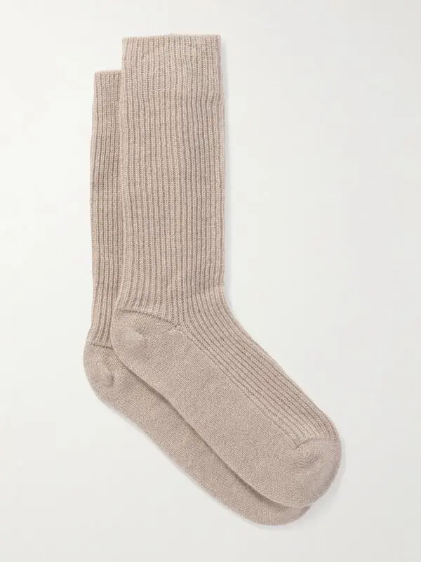 LISA YANG Zera Ribbed Cashmere Socks - Neutrals