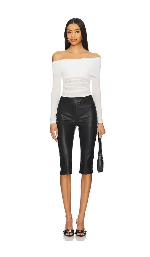 Superdown Kami Off Shoulder Top In . Also