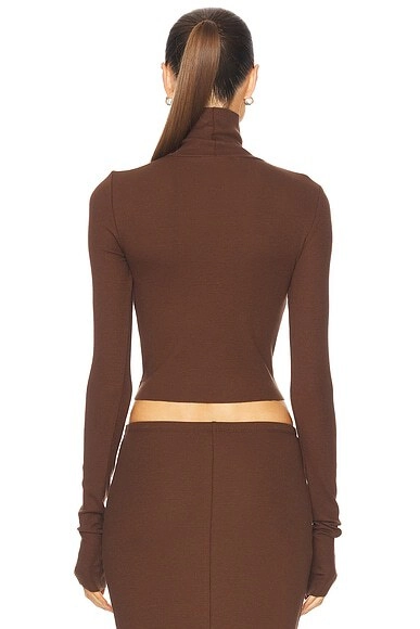 Eterne Cropped Fitted Turtleneck Top