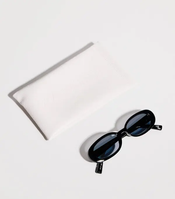Le Specs Oval Sunglasses - Black