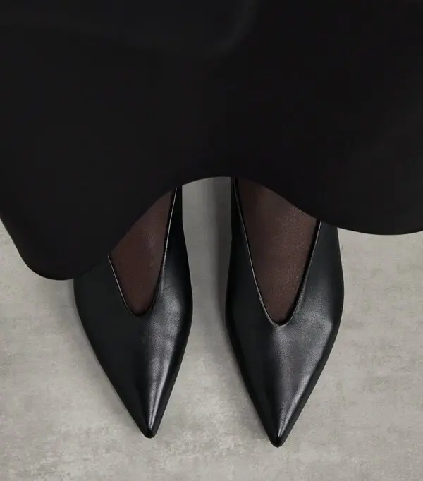 AeydĒ Leather Clara Pumps - Black