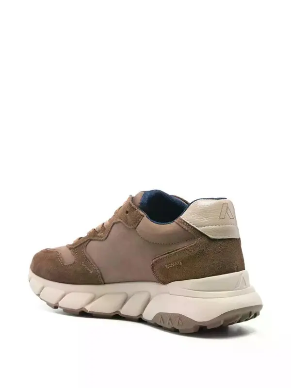 CALLAGHAN Leather Sneakers