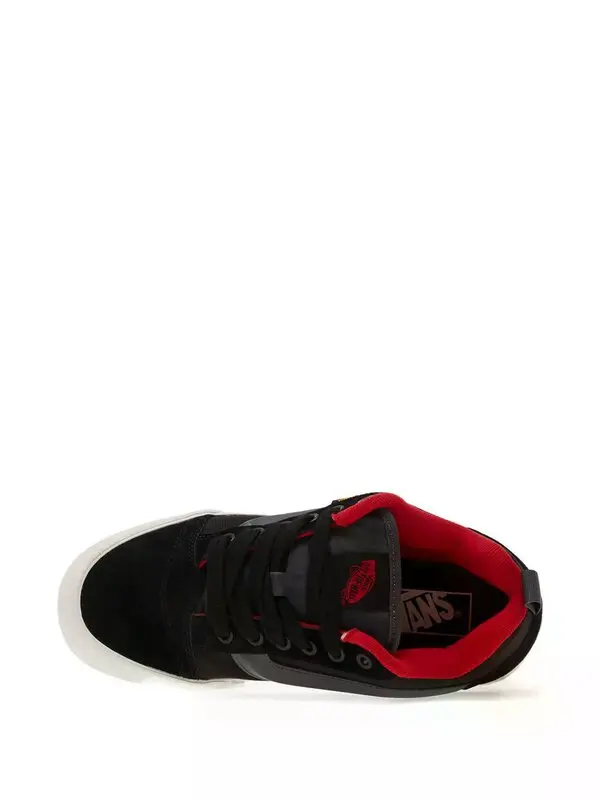 VANS Knu Skool Low-top Sneakers - Black