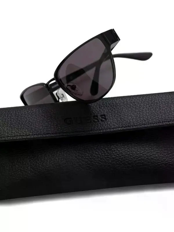Guess Rectangle-frame Sunglasses