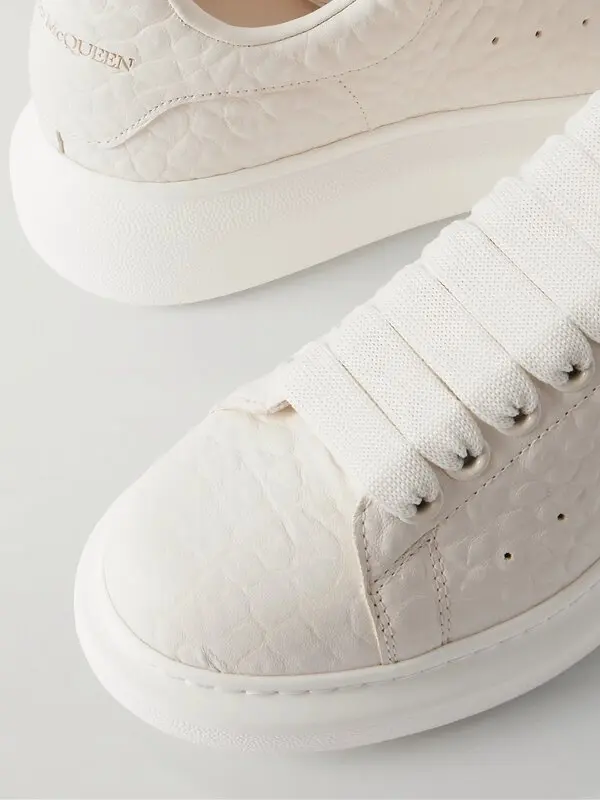 Alexander McQueen Textured-leather Exaggerated-sole Sneakers - Neutrals