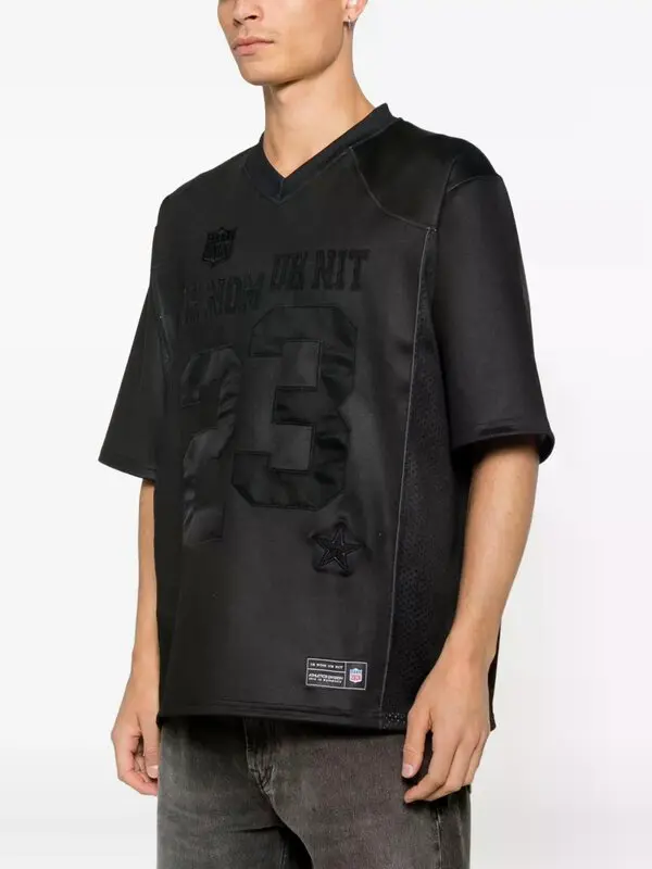 IH NOM UH NIT Number-patch T-shirt
