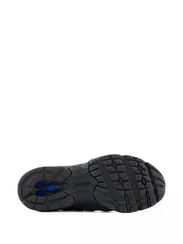 NEW BALANCE 740 Sneakers - Black