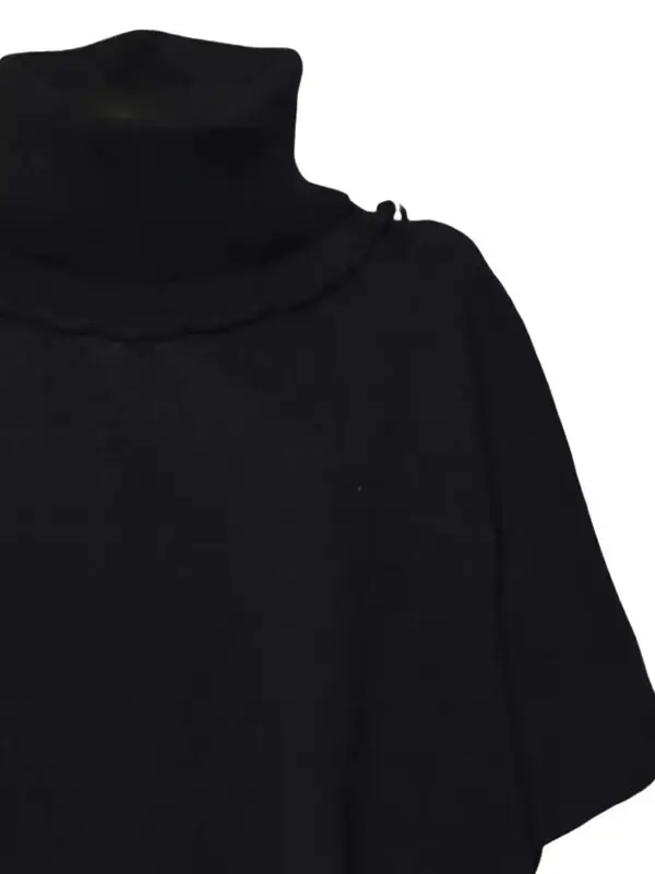 SOLOTRE Roll Neck Short Sleeve Top