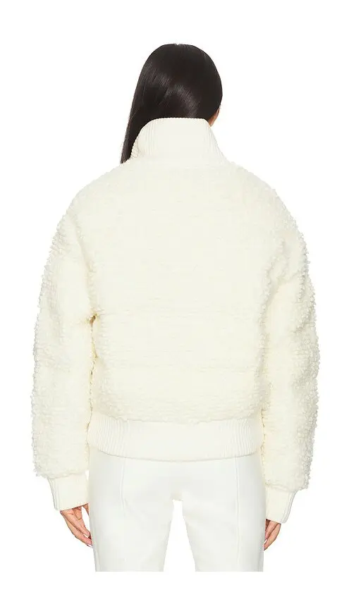 Perfect Moment Apres Padded Bomber - Cream