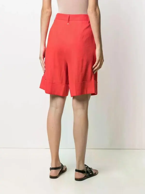 Lorena Antoniazzi Linen Shorts With Turn-up Hem