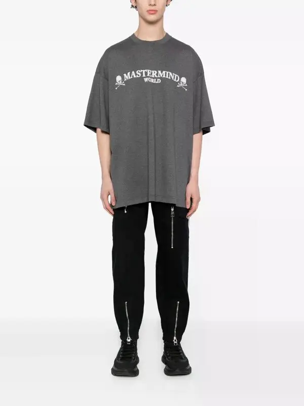 MASTERMIND WORLD Skull Graphic T-shirt - Black