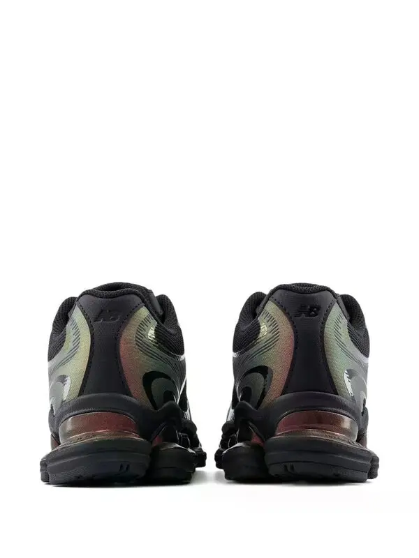 NEW BALANCE Abzorb 2000 Pods Lace-up Sneakers - Black