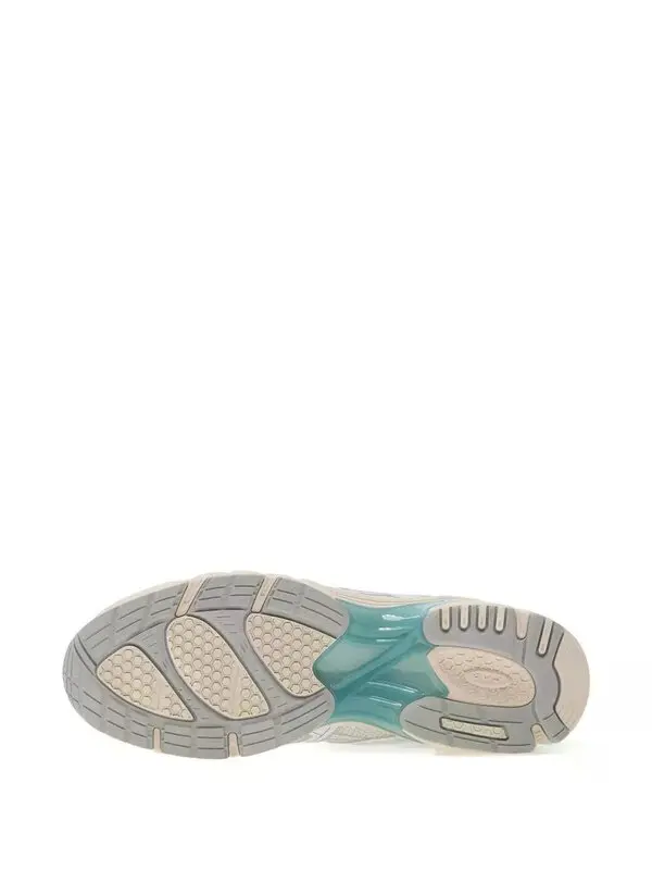 Asics Gel-ds Trainer 14 Sneakers - Silver