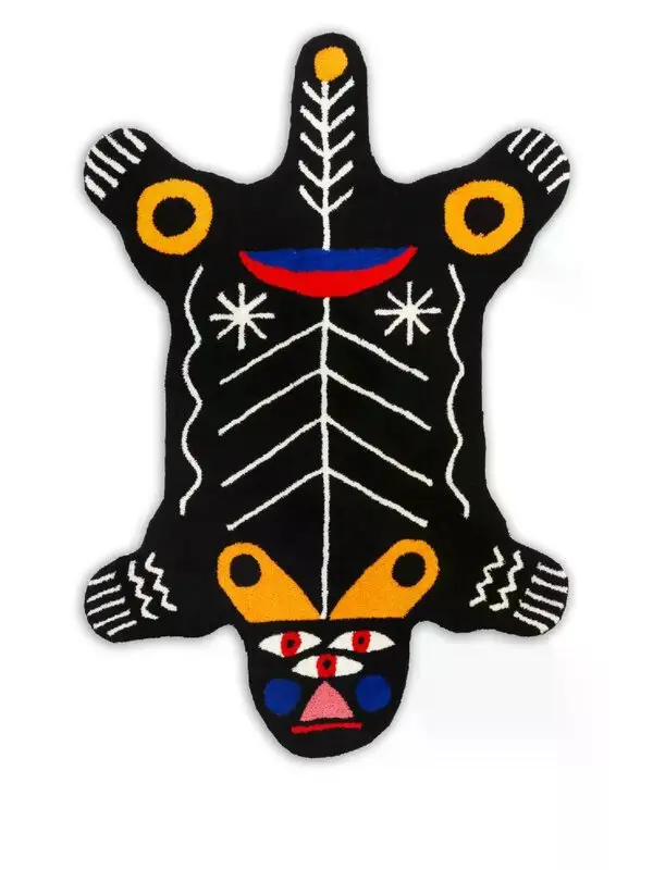 QEEBOO Oggian Kinotto M Shaped Rug - Black