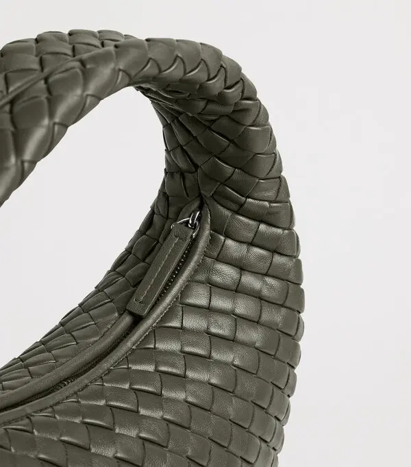 Bottega Veneta Small Leather Veneta Shoulder Bag - Green