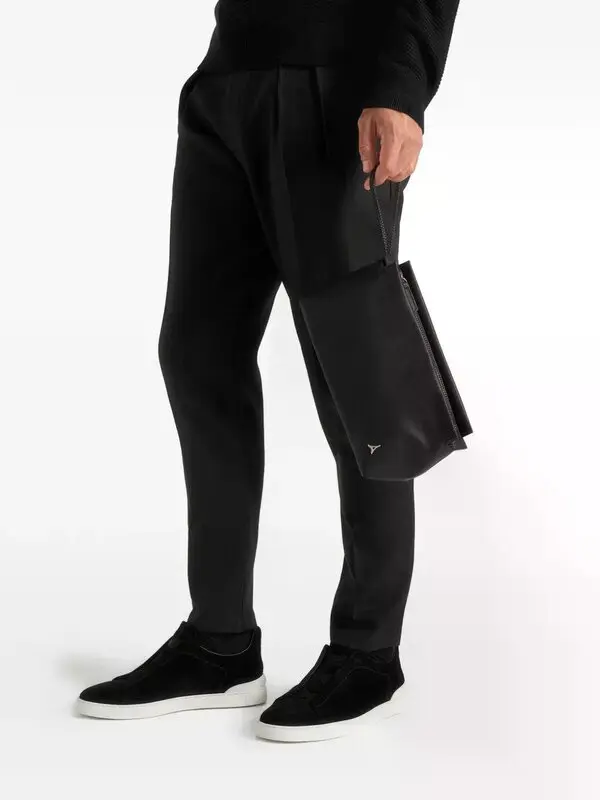 Manière De Voir Textured Faux-leather Wash Bag - Black