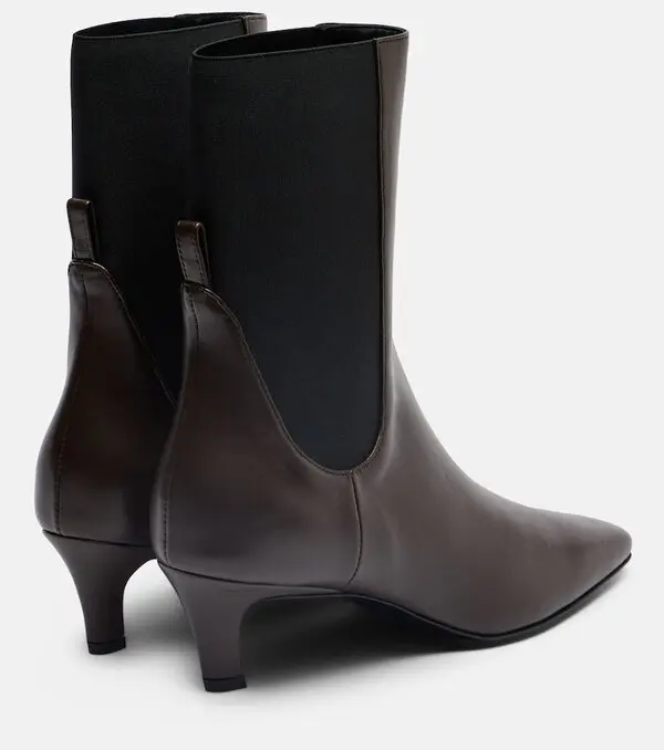 TOTEME Chelsea Boots - Brown