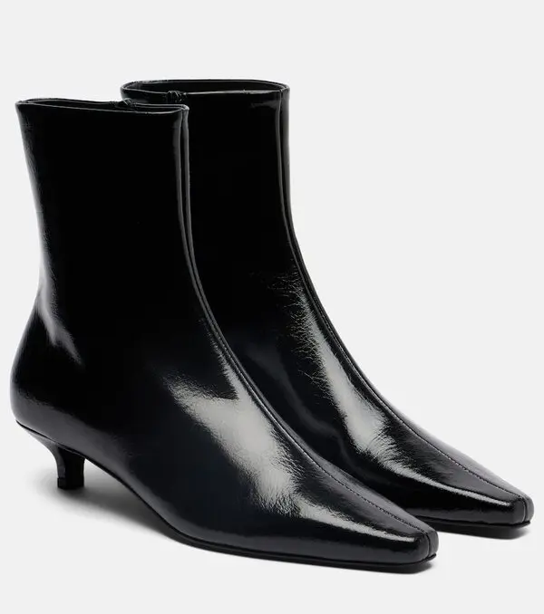 TOTEME Slim Ankle Boots With Pointed Toe And Side Zip - Black
