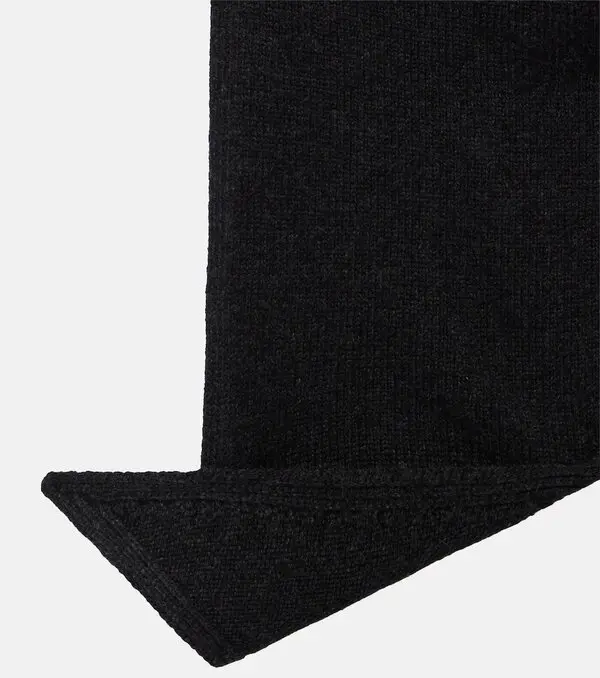 THE ROW Mentas Cashmere Scarf