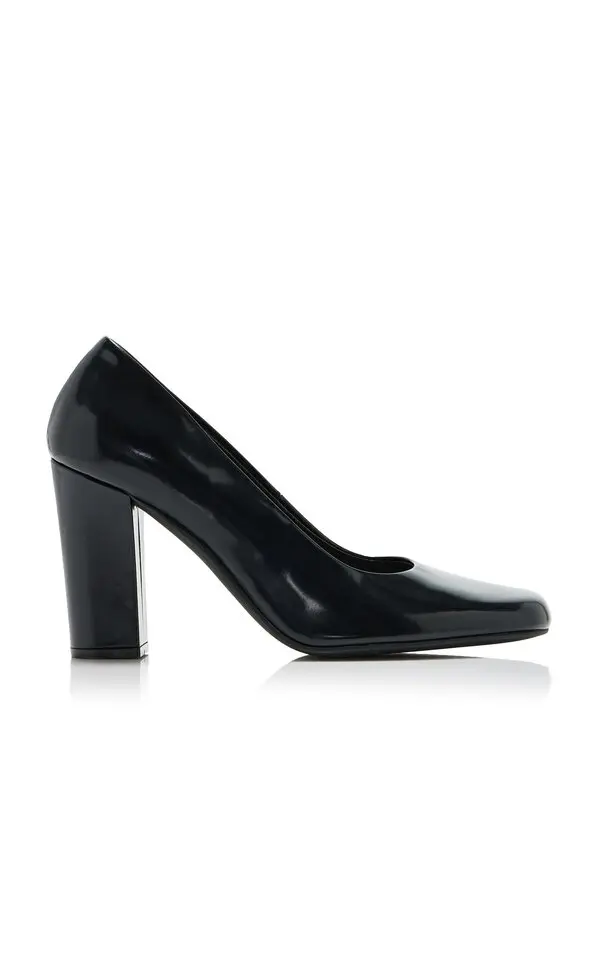 THE ROW Penelope Leather Pumps - Black