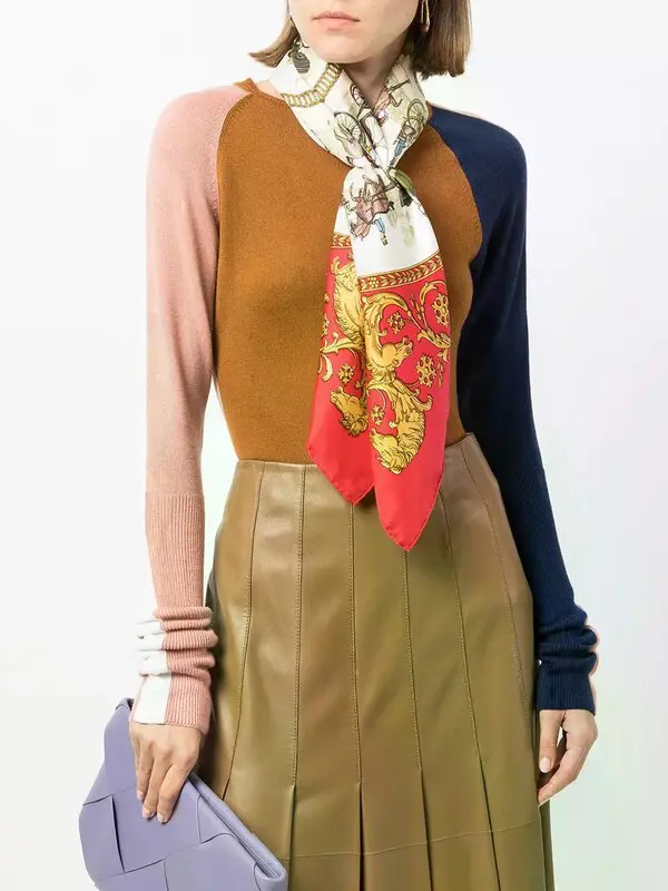 Hermès La Promenade De Longchamps Silk Scarf - Red