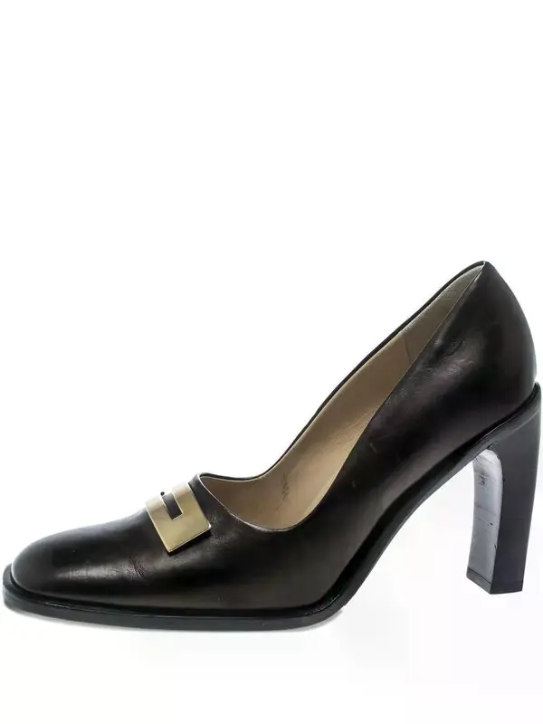 Gucci Leather Square Toe Pumps With Metal Accent