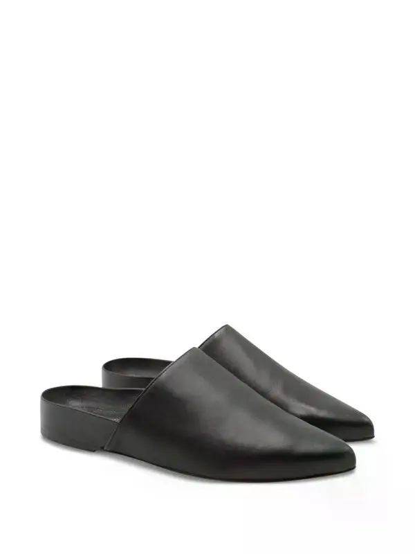 STUART WEITZMAN Pointed Toe Flat Mules