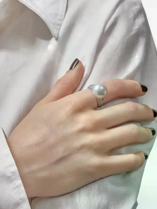 Mikimoto Platinum South Sea Pearl And Diamond Ring