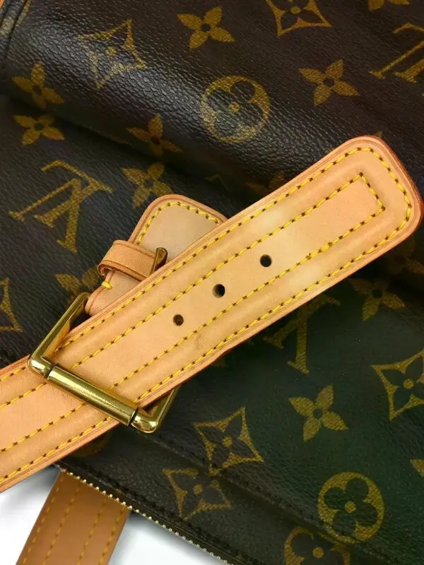 LOUIS VUITTON Multipli Cite Handbag