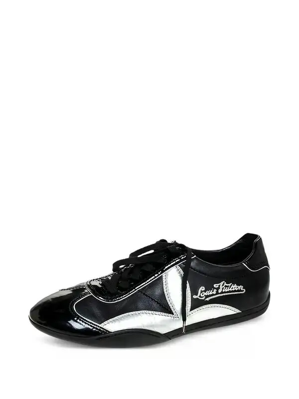 LOUIS VUITTON Calf Leather Sneakers