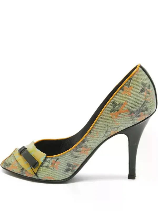 LOUIS VUITTON Monogram Canvas Pumps - Green