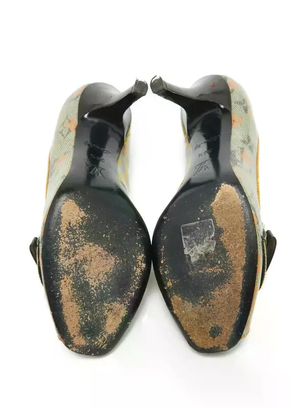 LOUIS VUITTON Monogram Canvas Pumps