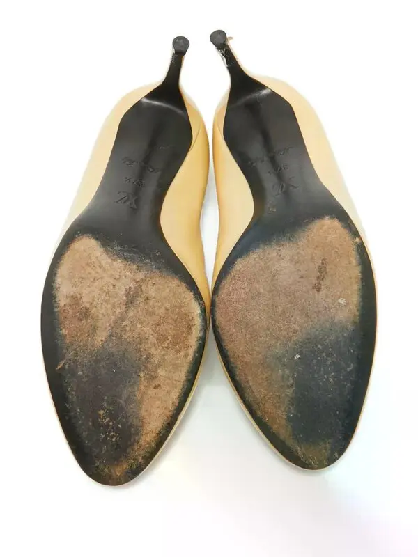 LOUIS VUITTON Patent Leather Pumps With Logo Bead Detailing