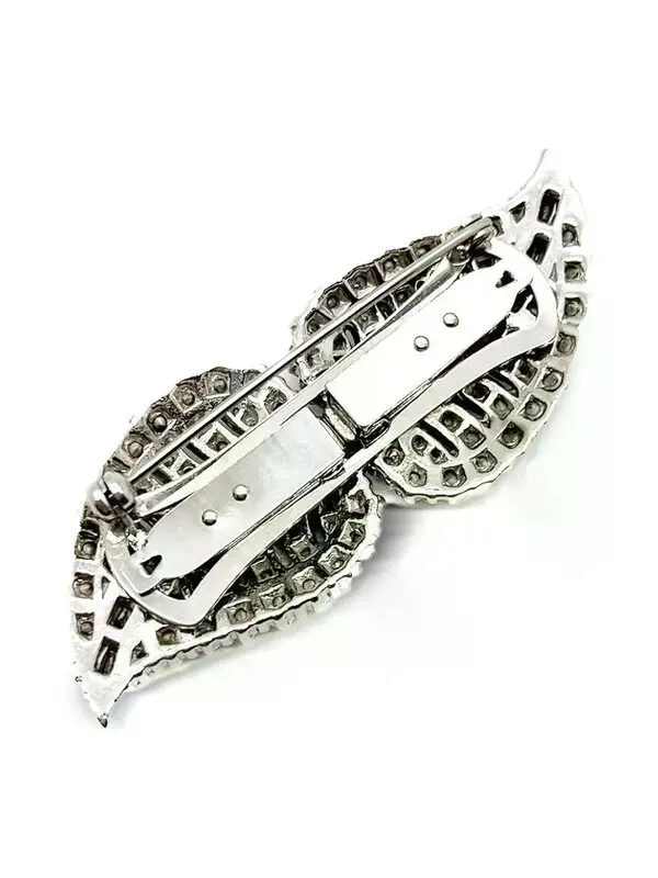 JENNIFER GIBSON JEWELLERY 1940s -tone Leaf Dress Clip