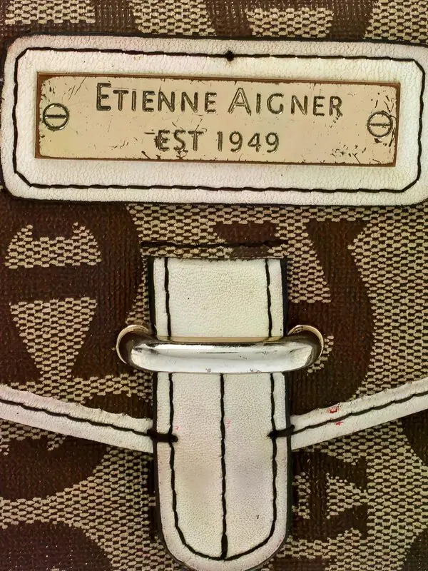 AIGNER Pre-owned Monogram Clasp Wallet