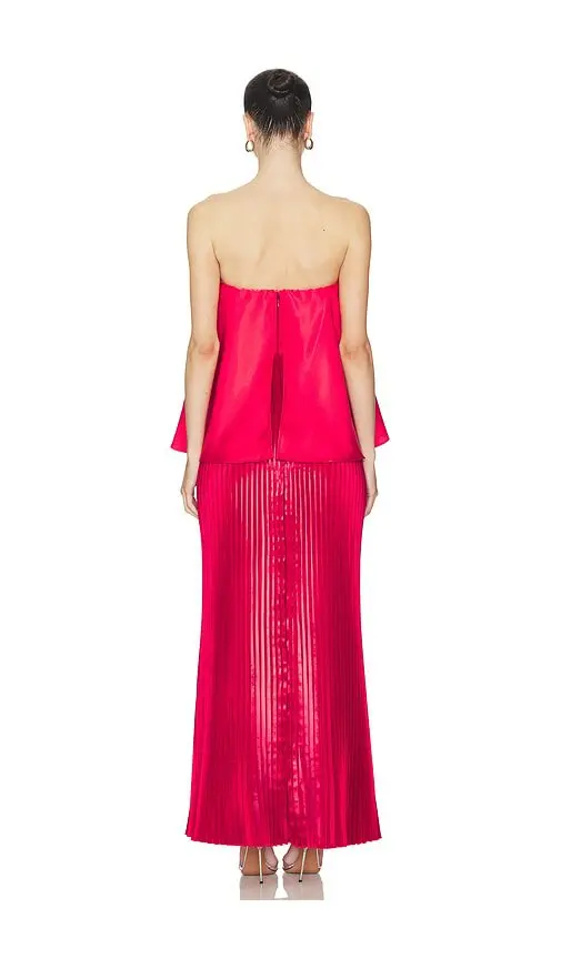 L'IDEE Aman Gown In . Also - Red