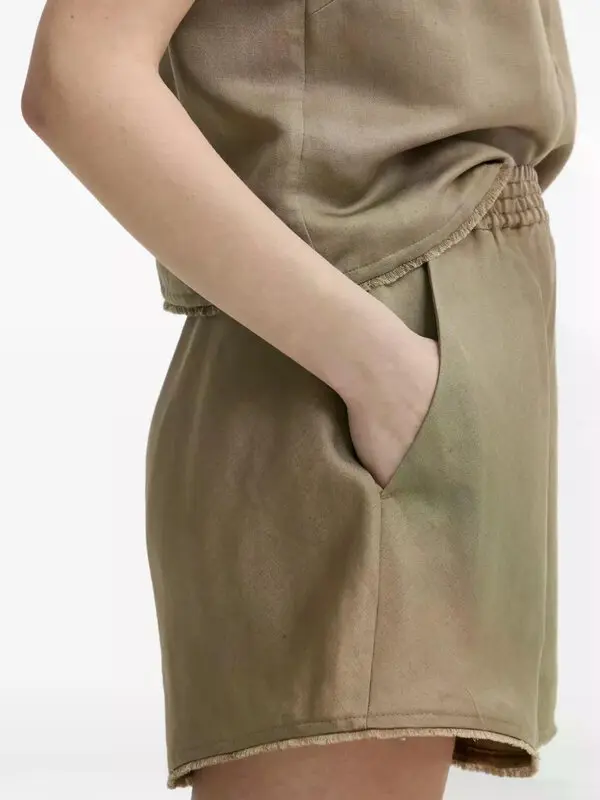 IVY OAK Elasticated Frayed Hem Shorts