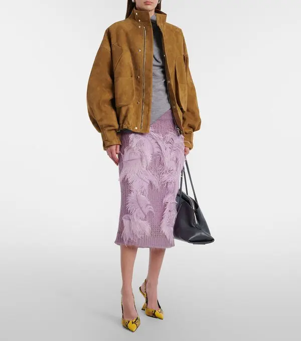 Attico Feather-trimmed Knitted Midi Skirt In Light Mauve