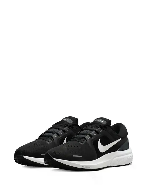 Nike Zoom Vomero 15 Running Sneakers