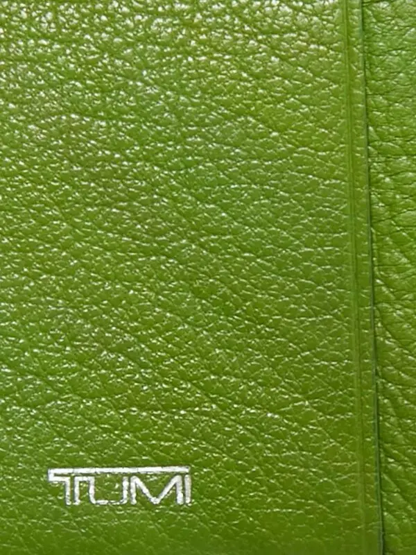 Tumi 2000s Leather Tri-fold Wallet