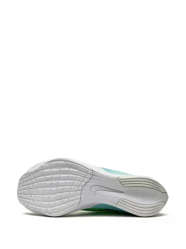 Nike Zoom Fly 4 Low-top Sneakers