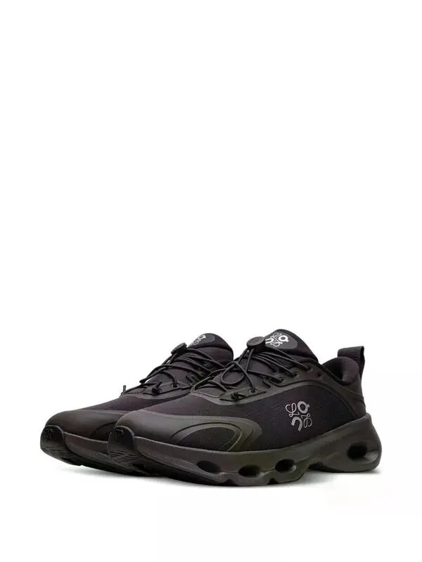 On Loewe Cloudsolo Logo-print Sneakers - Black
