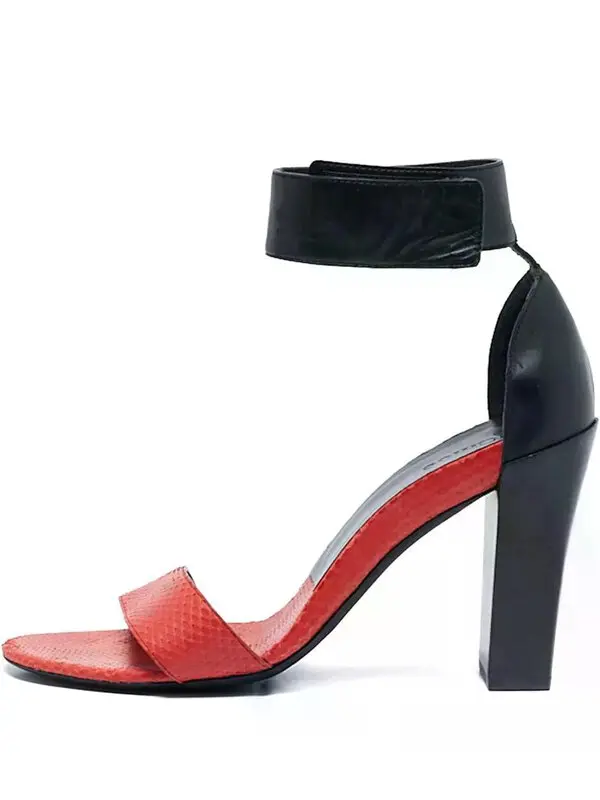 Chloé Leather Black Leather Ankle-strap Block Heel Sandals