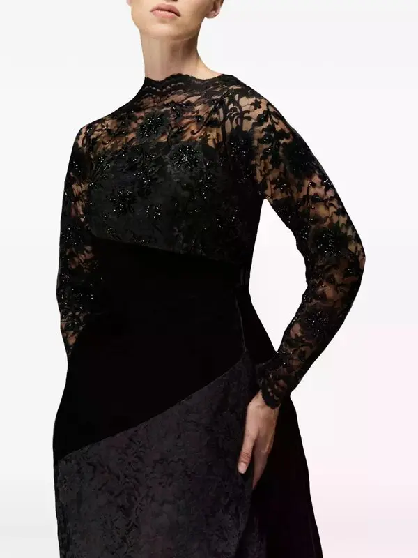 THA SEEN Lace Panel Maxi Dress